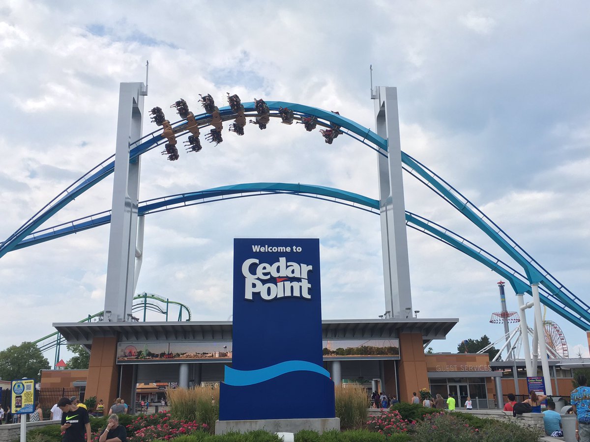 Cedar Point - USA 2016 - Robb & Elissa Traveling Around Riding Stuff