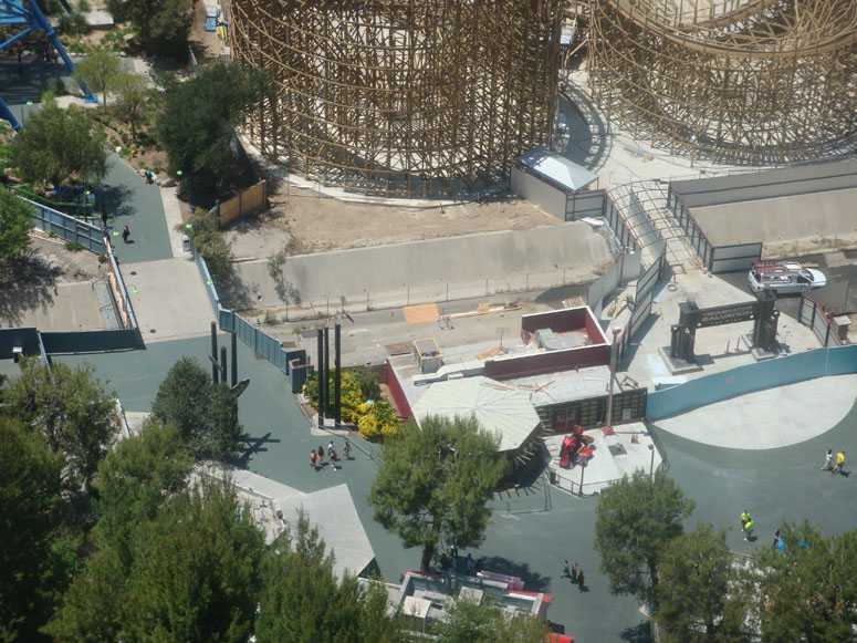 Mimaroba korsan taksi - Six Flags Magic Mountain Terminator ...